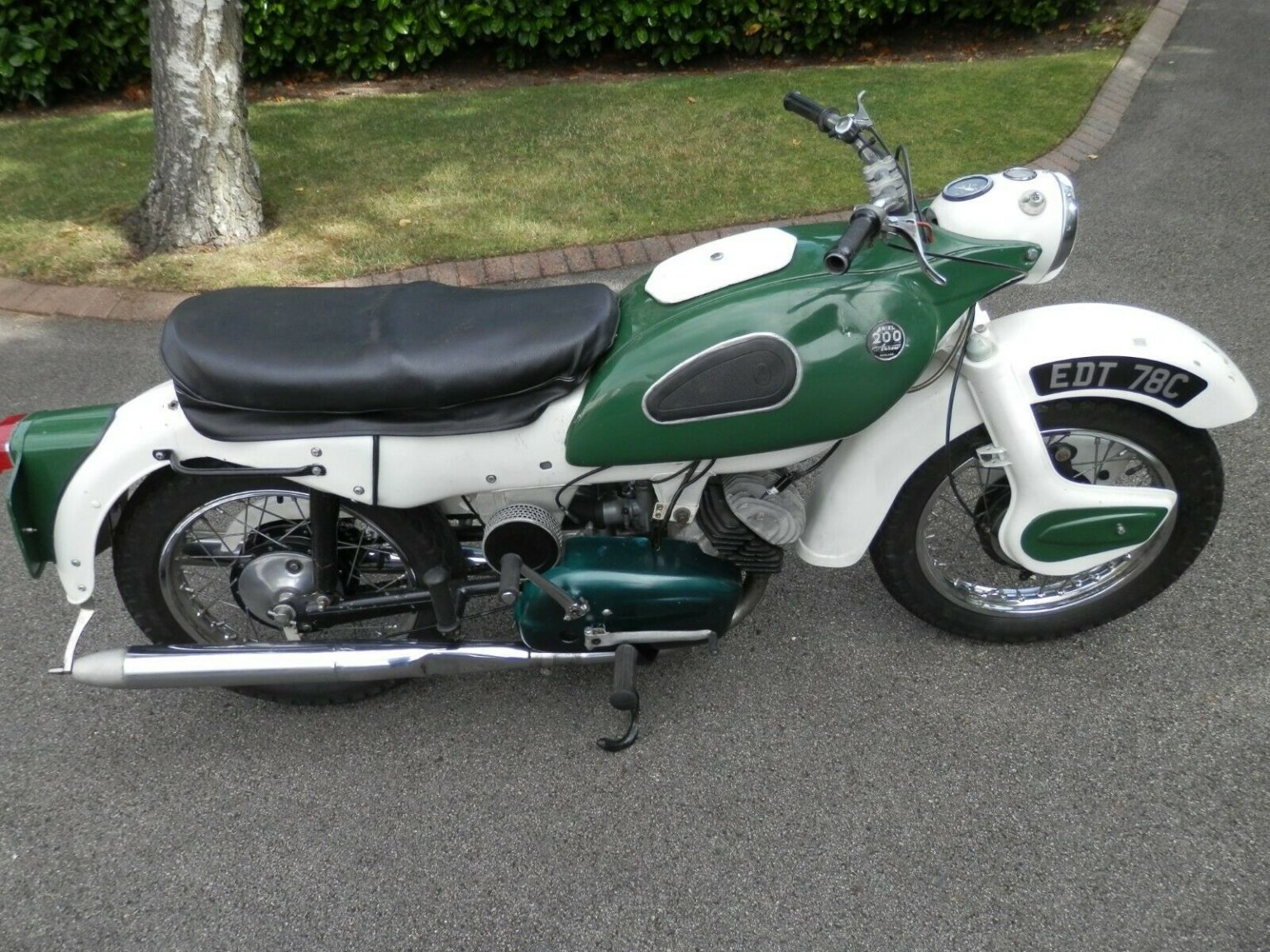 1965 Ariel Arrow 200cc restoration project - Barn Find Bikes