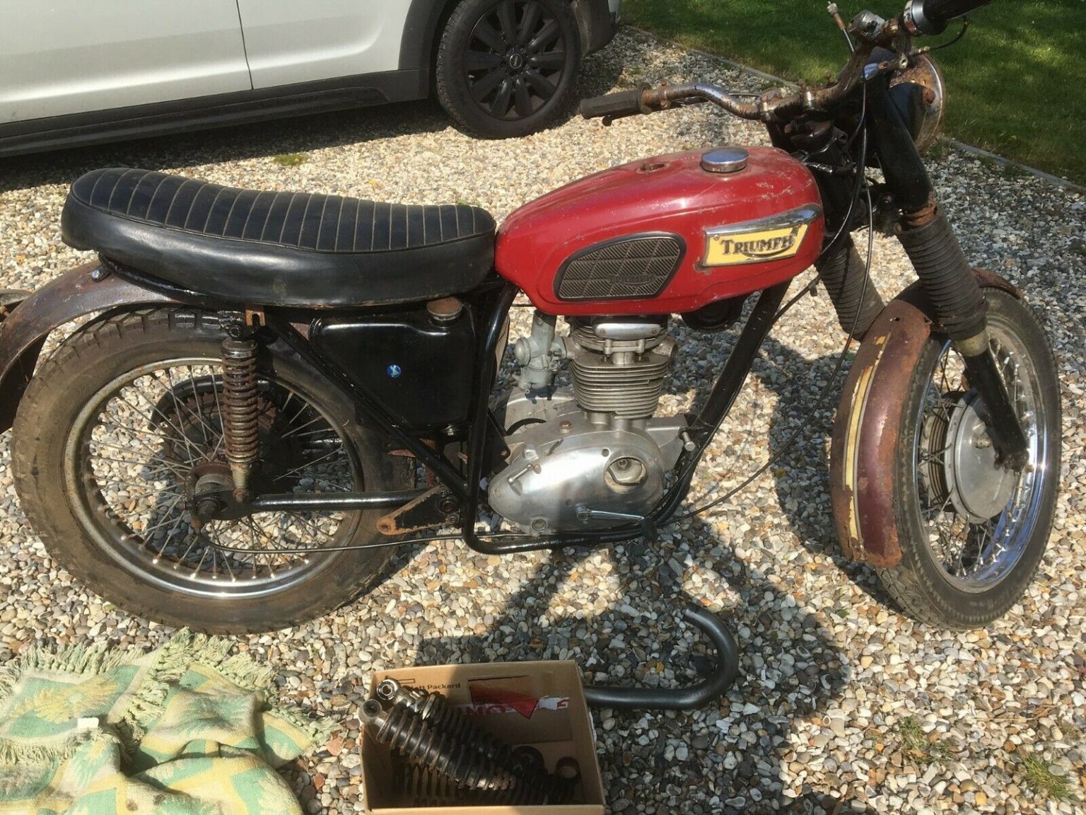 1970 Triumph 250 Trophy TR25W - Barn Find Bikes