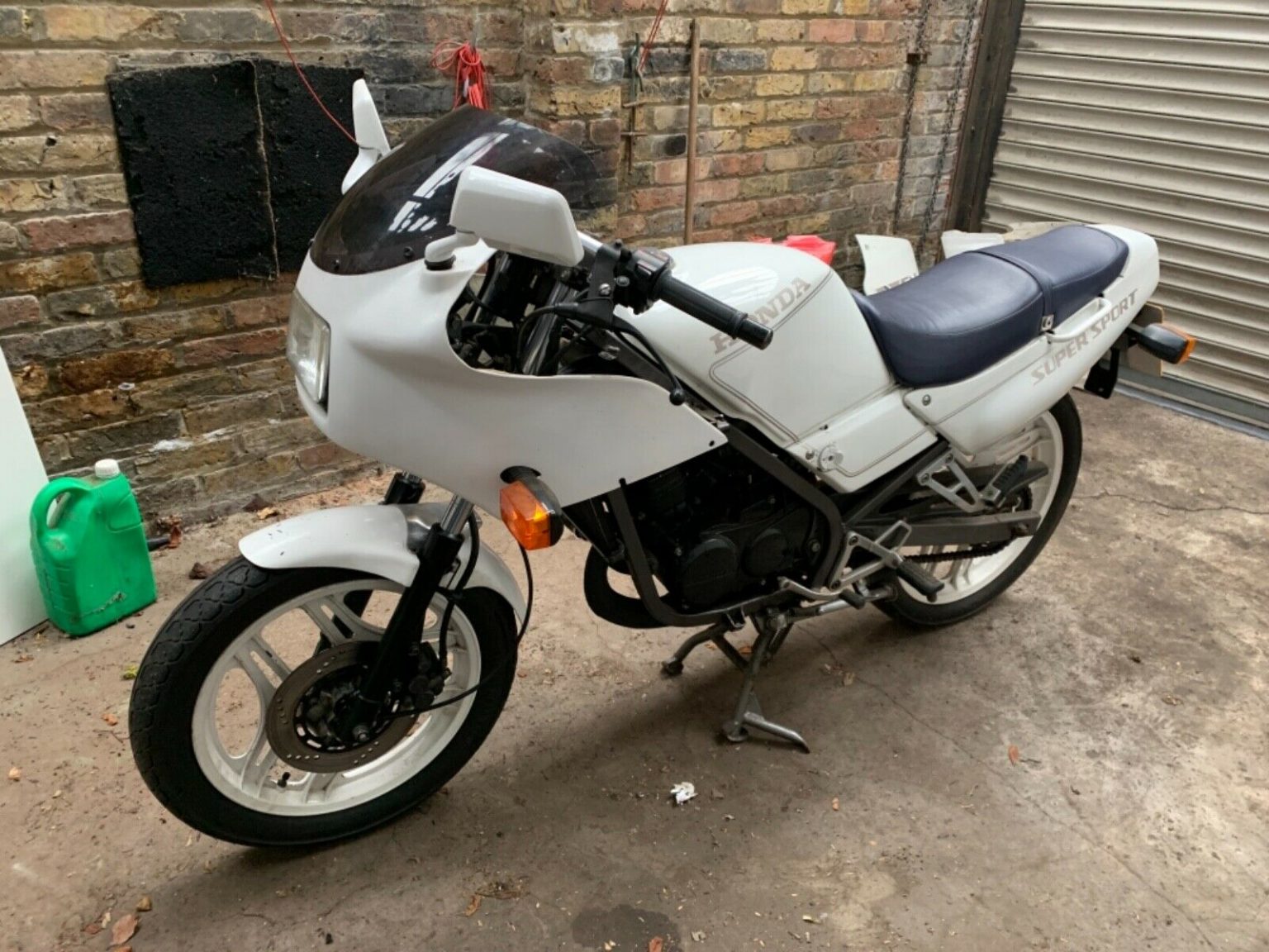 Honda NS125R - Barn Find Bikes