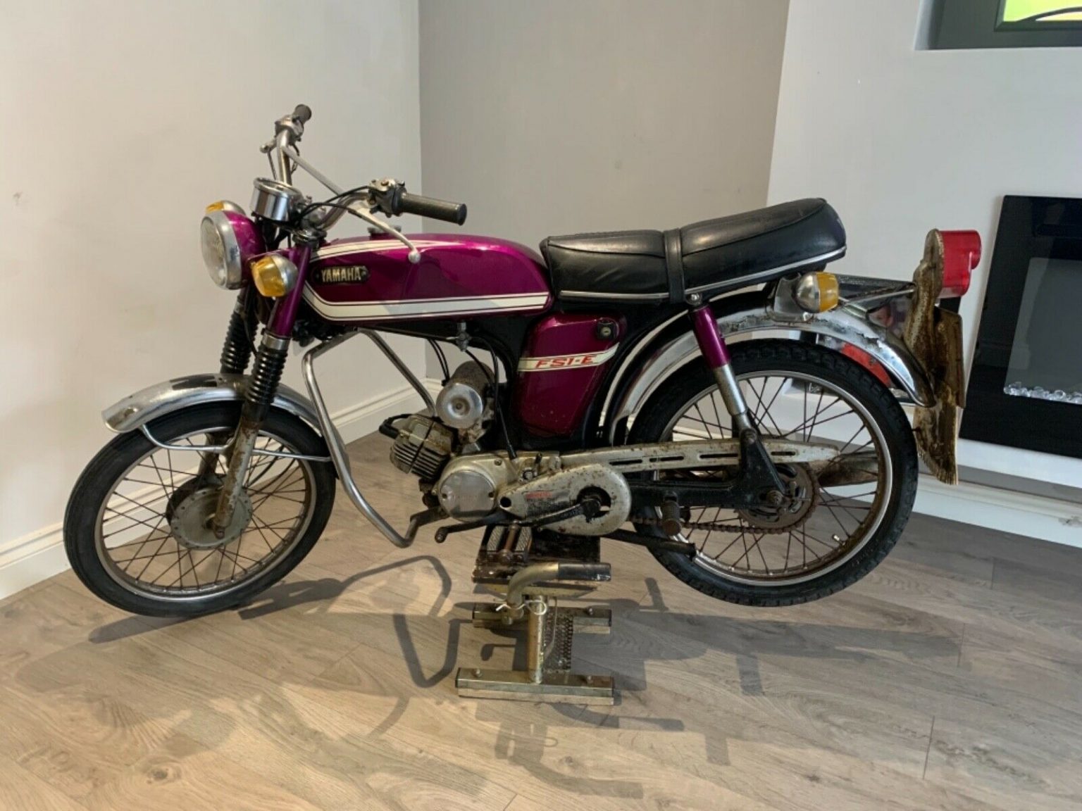 1975 YAMAHA FS1E - Barn Find Bikes