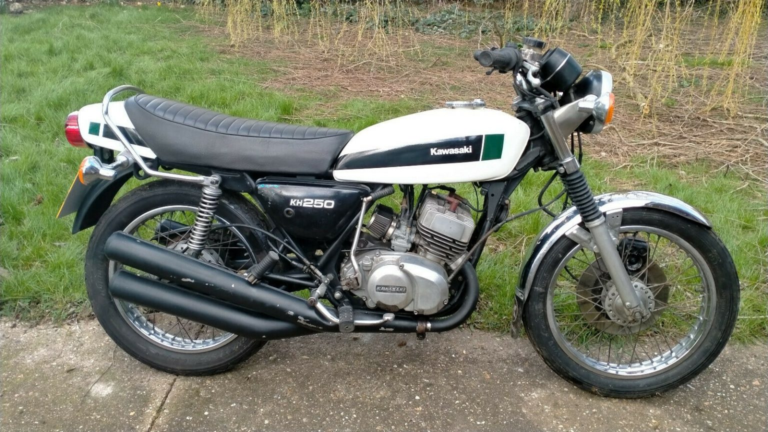 Kawasaki KH250 for sale - Barn Find Bikes